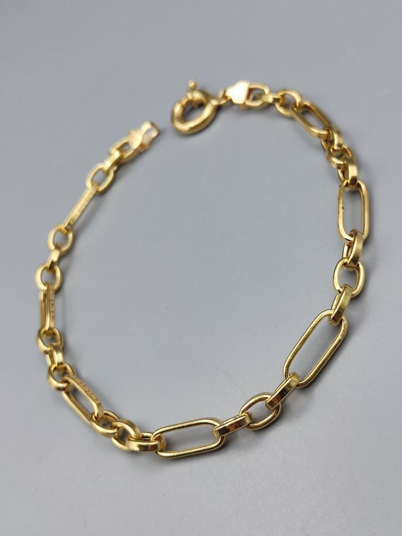 خرید آنلاین دستبند ورساچه | ریماس گالری